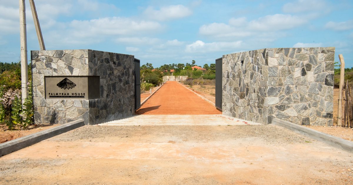 Contact Us | Palmyrah House | Serendipity Retreats